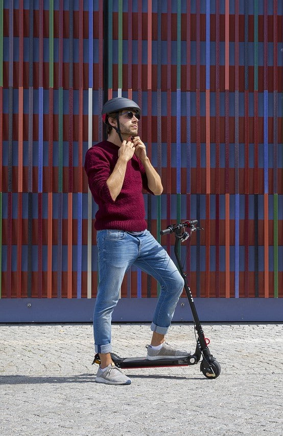 The Importance of Wearing a Helmet While Riding Your E-Scooter – Crazy ...
